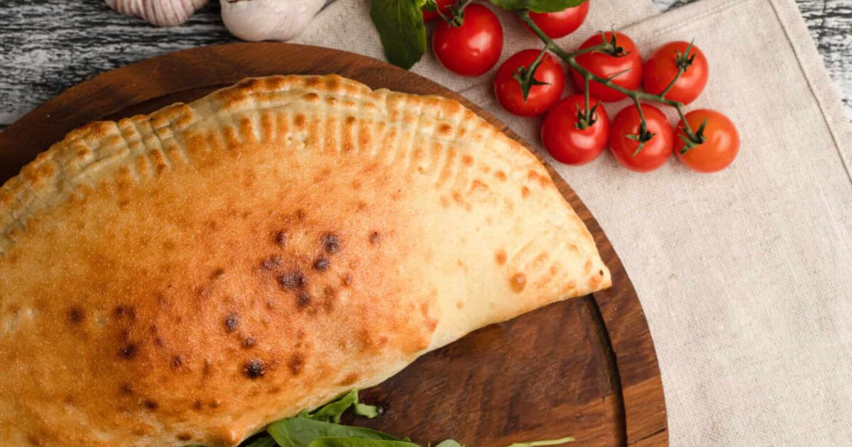 מתכון לקלצונה בטאבון - אוכל זה החיים